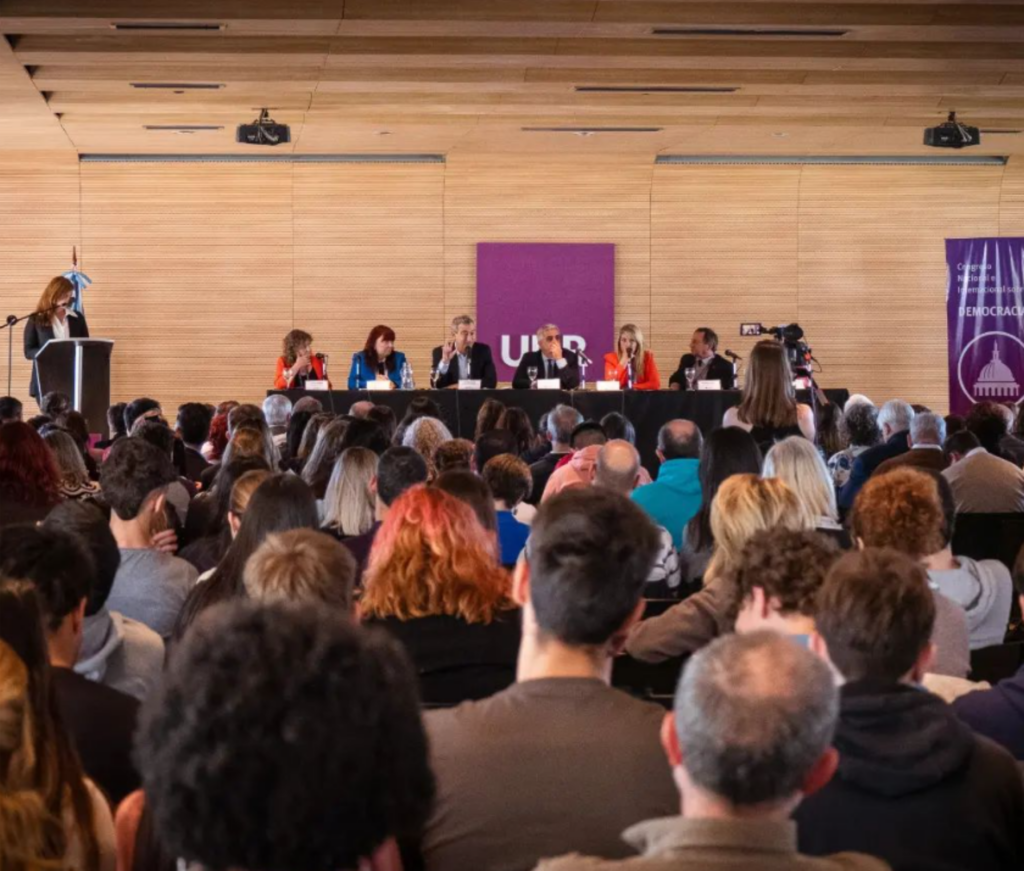 Extensión De Plazo Para Presentar Propuestas Congreso Sobre Democracia Universidad Nacional